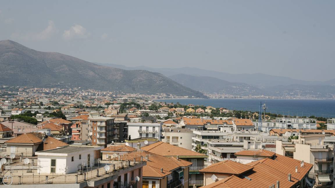 70 M² Apartment ∙ 2 Bedrooms ∙ 5 Guests - Albenga