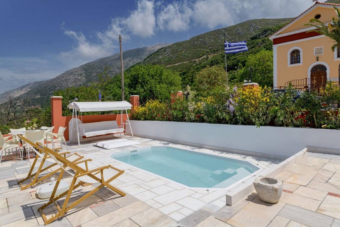 160 M² Villa ∙ 4 Bedrooms ∙ 9 Guests - Cephalonia