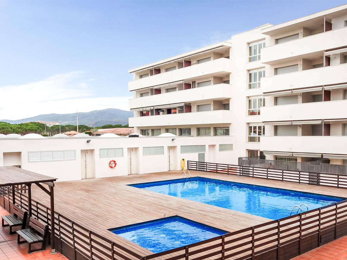 65 M² Apartamento ∙ 3 Habitaciones ∙ 6 Huéspedes - Palafrugell