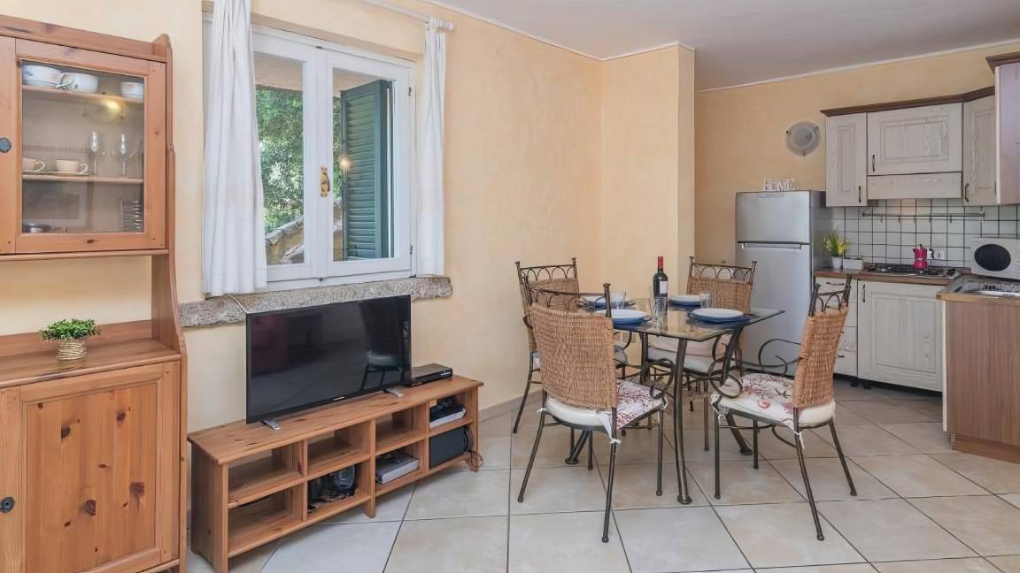 60 M² Apartment ∙ 2 Bedrooms ∙ 4 Guests - Golfo Aranci