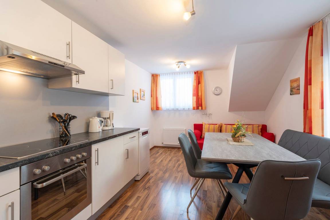 48 M² Ferienwohnung ∙ 1 Schlafzimmer ∙ 5 Gäste - Bludenz