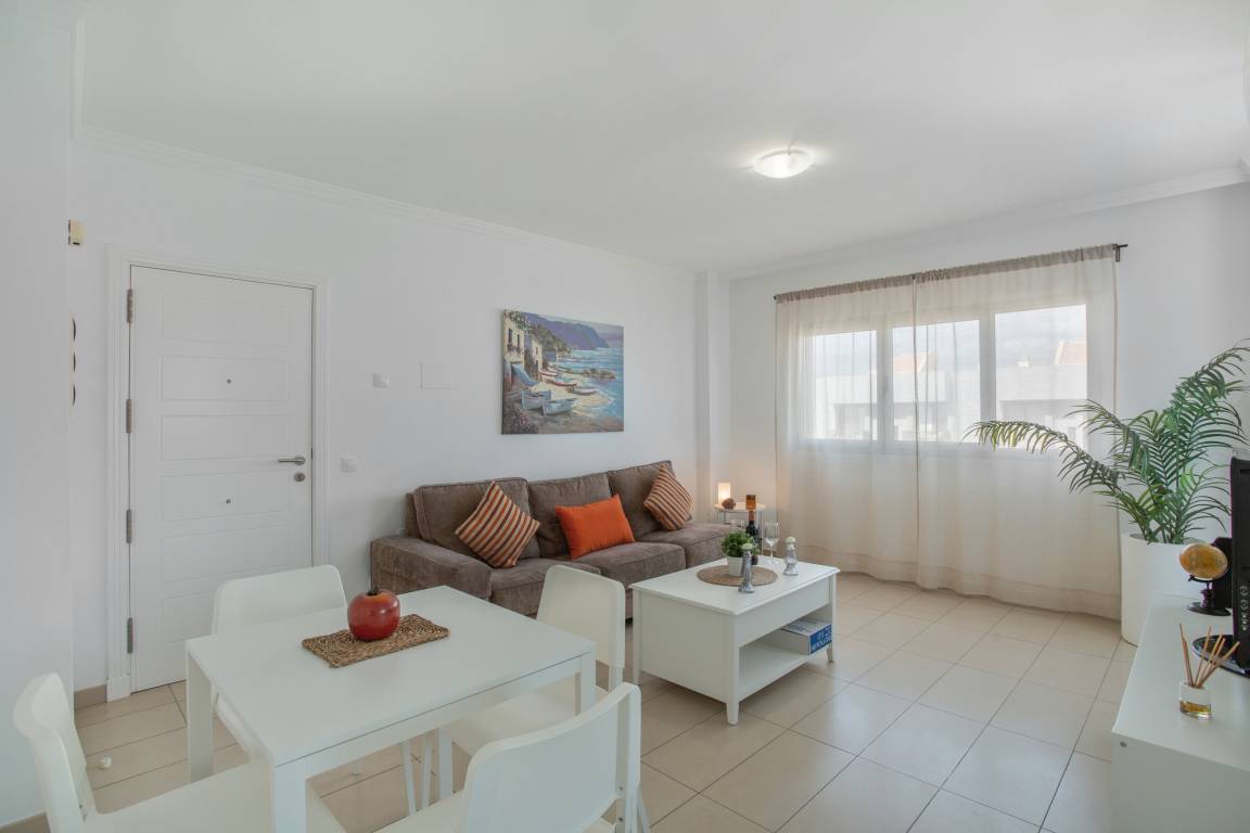 90 M² Apartment ∙ 2 Bedrooms ∙ 4 Guests - Telde