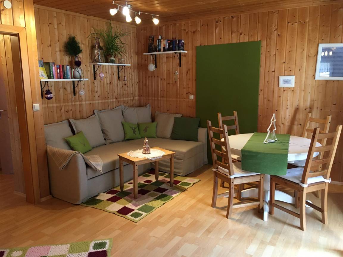 65 M² Ferienwohnung ∙ 2 Schlafzimmer ∙ 6 Gäste - Grundlsee