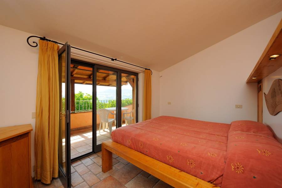 32 M² Agriturismo ∙ 1 Camera Da Letto ∙ 2 Ospiti - Todi