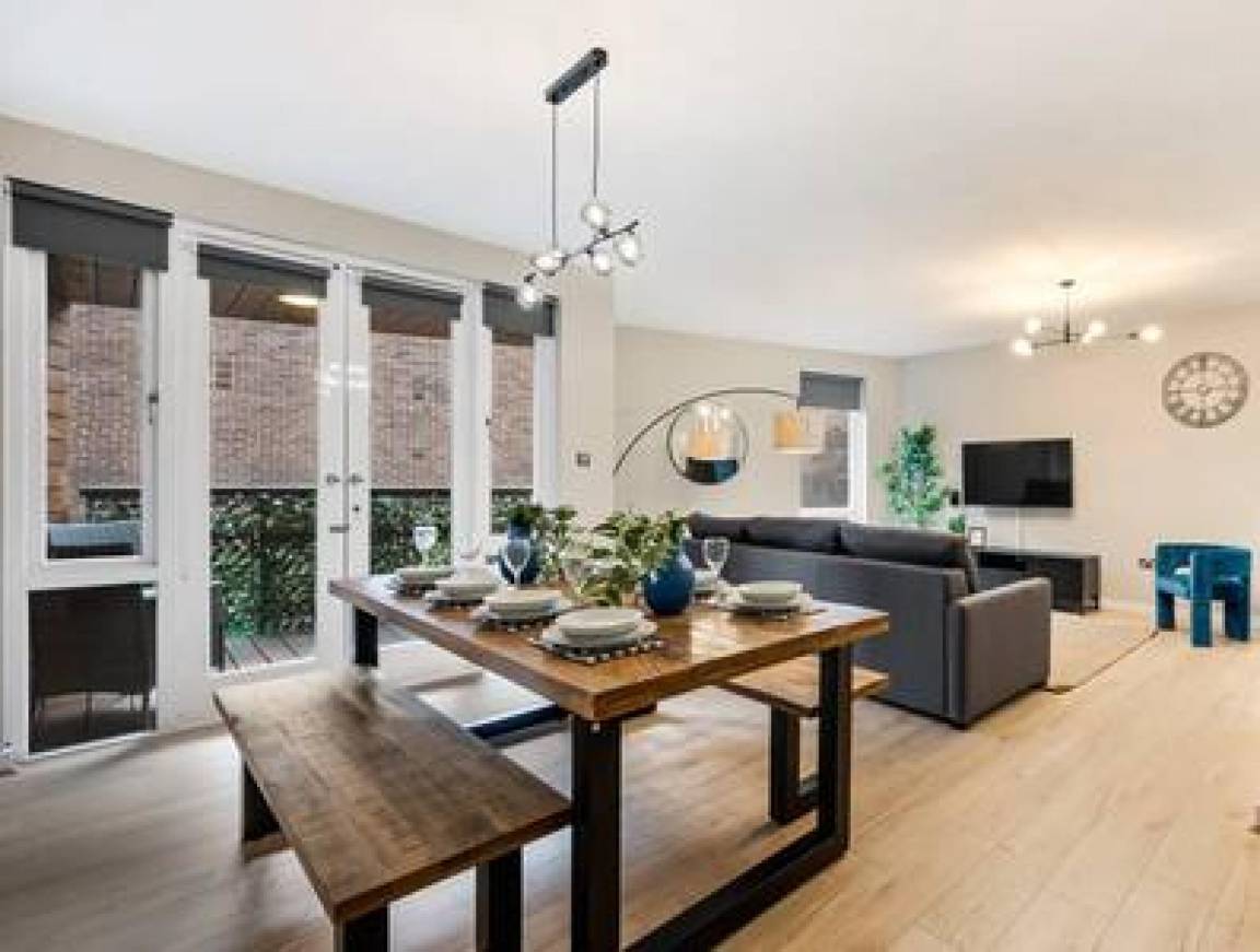 Apartment ∙ 2 Bedrooms ∙ 8 Guests - Liverpool