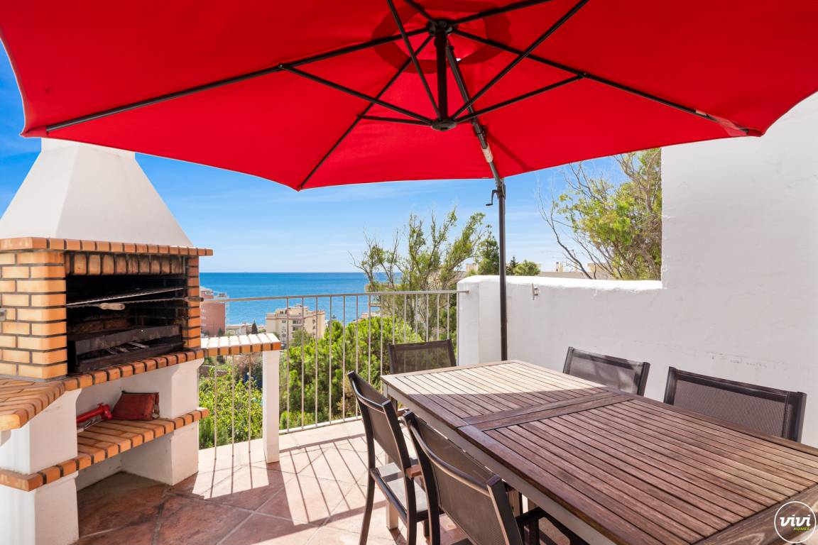 200 M² Huoneisto ∙ 3 Makuuhuonetta ∙ 6 Vierasta - Fuengirola