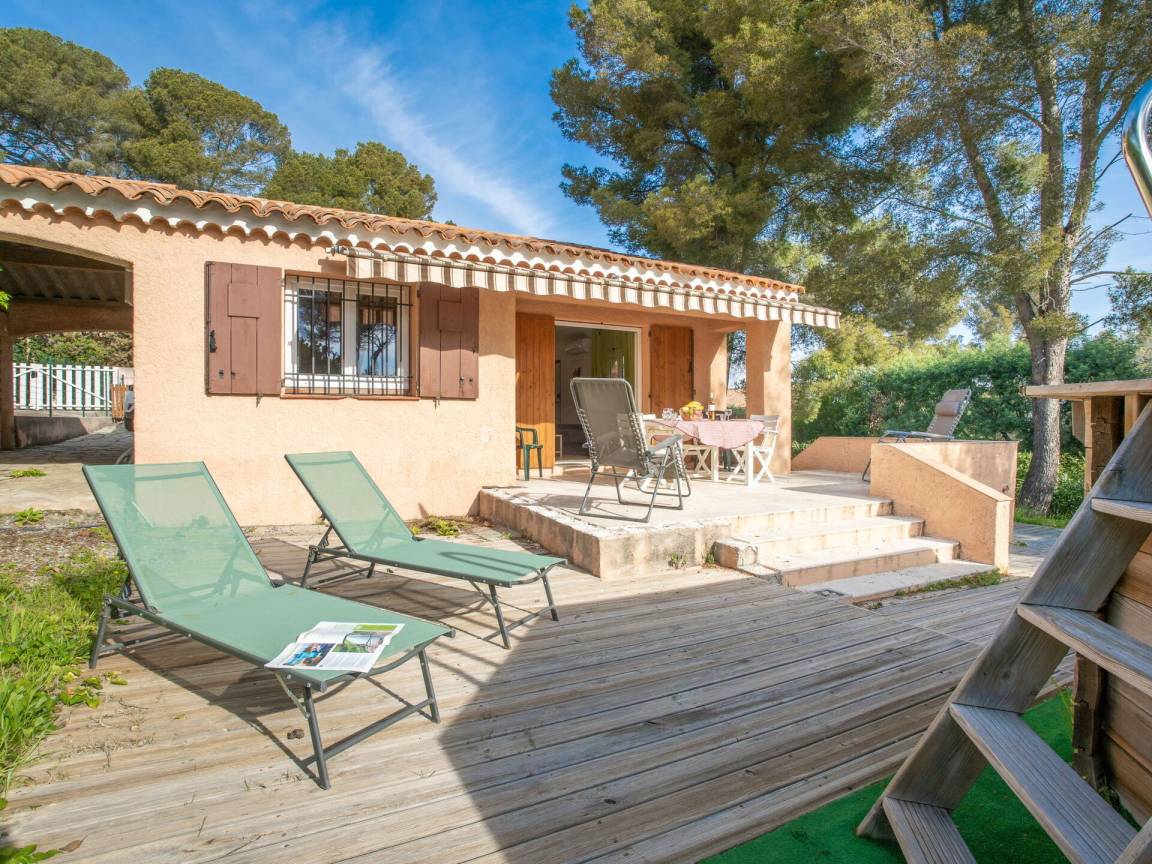 70 M² Casa ∙ 2 Habitaciones ∙ 6 Huéspedes - Les Issambres