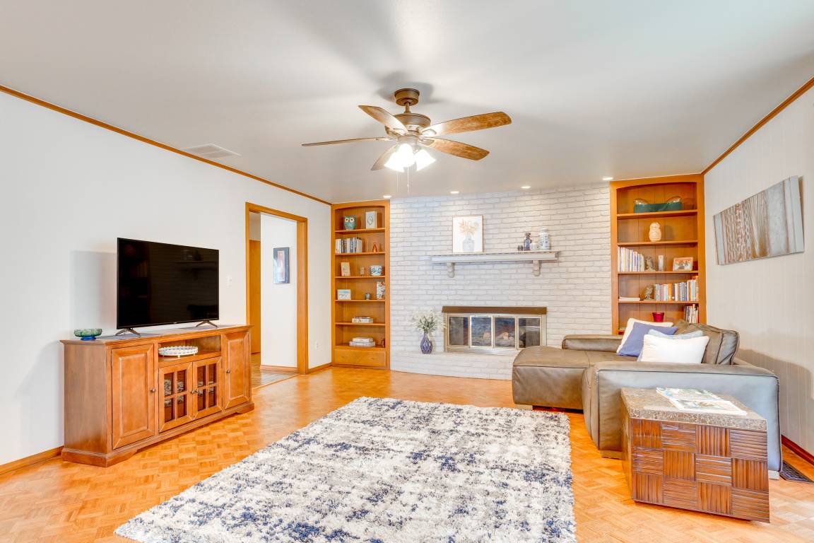 222 M² House ∙ 4 Bedrooms ∙ 7 Guests - Oklahoma City, OK
