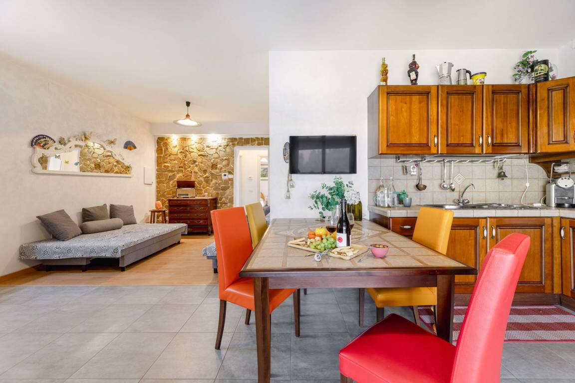 90 M² Apartamento ∙ 2 Habitaciones ∙ 3 Huéspedes - Ancona