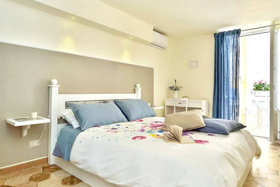 70 M² Appartamento Vacanza ∙ 1 Camera Da Letto ∙ 2 Ospiti - Ragusa