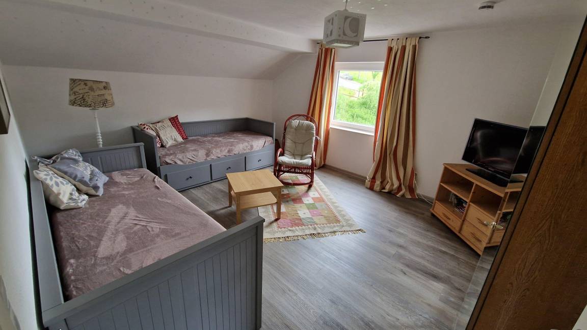 56 M² Ferienwohnung ∙ 1 Schlafzimmer ∙ 5 Gäste - Daun