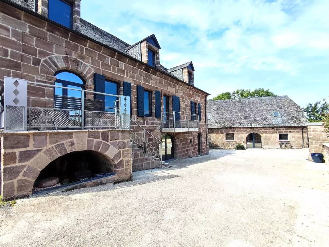 140 M² Maison De Vacances ∙ 4 Chambres ∙ 8 Personnes - Brive-la-Gaillarde