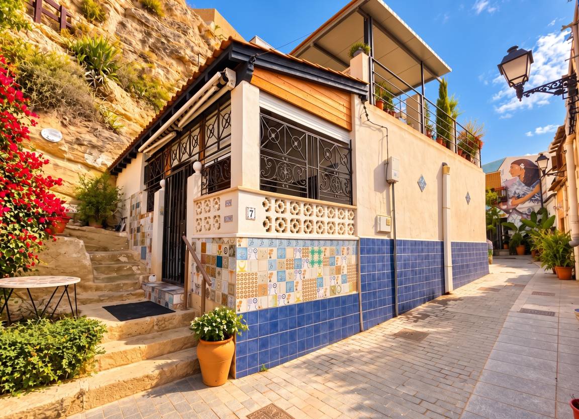 100 M² Ferienhaus ∙ 2 Schlafzimmer ∙ 4 Gäste - El Campello