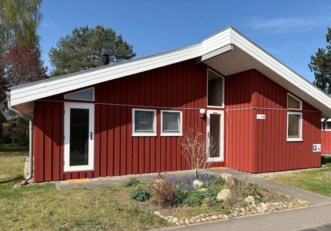 77 M² Ferienhaus ∙ 2 Schlafzimmer ∙ 4 Gäste - Kratzeburg