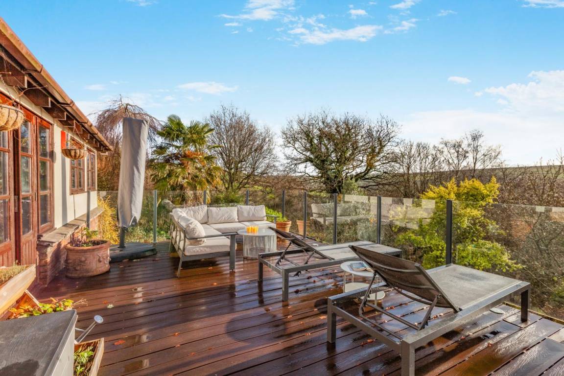 Cottage ∙ 5 Bedrooms ∙ 9 Guests - North Devon District