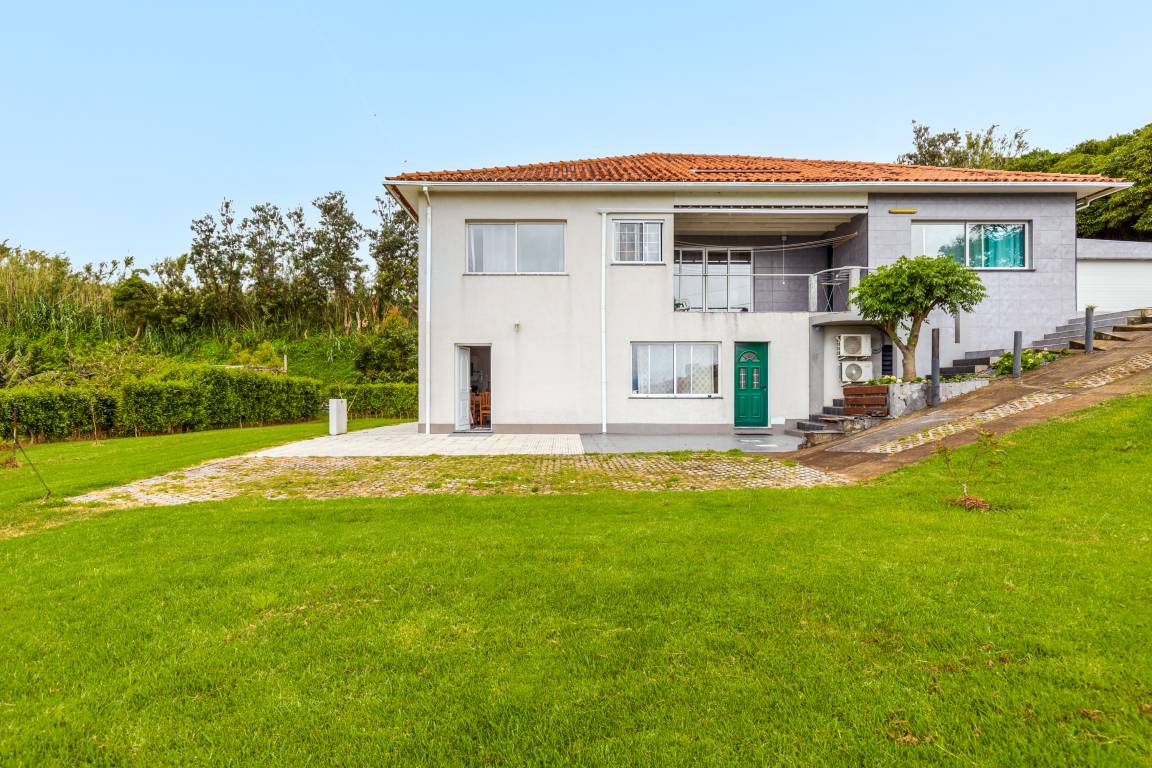 58 M² Apartamento ∙ 1 Quarto ∙ 4 Hóspedes - Horta