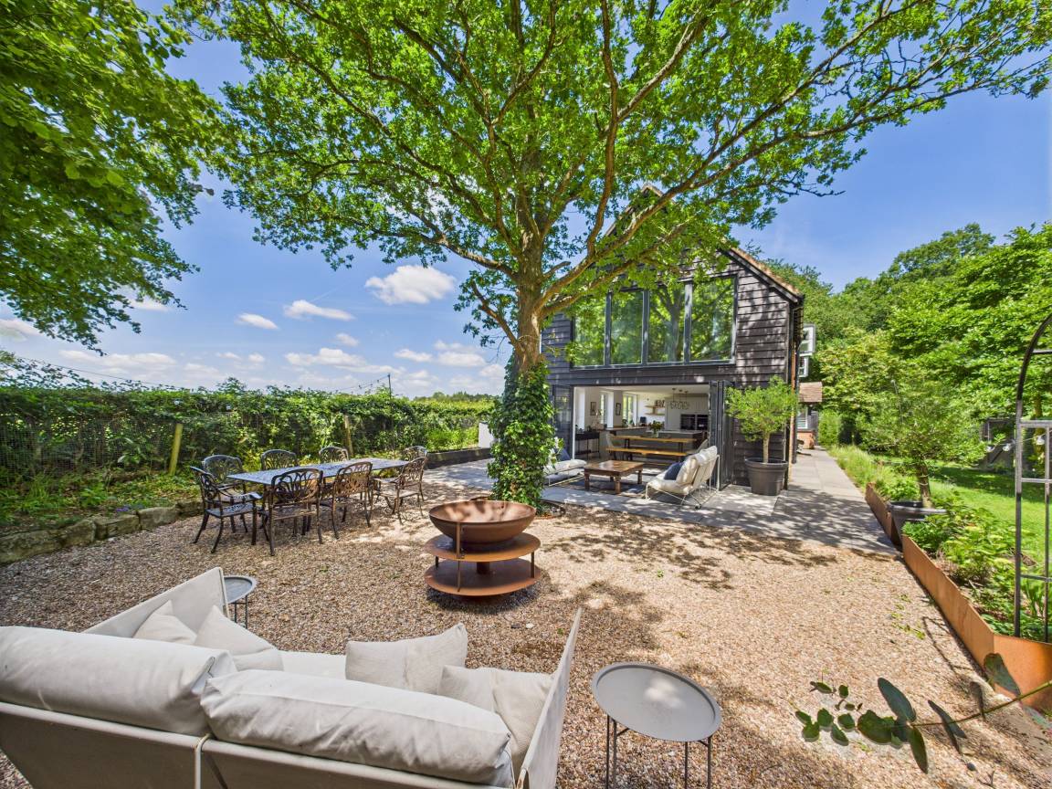 186 M² House ∙ 4 Bedrooms ∙ 8 Guests - Henley-on-Thames