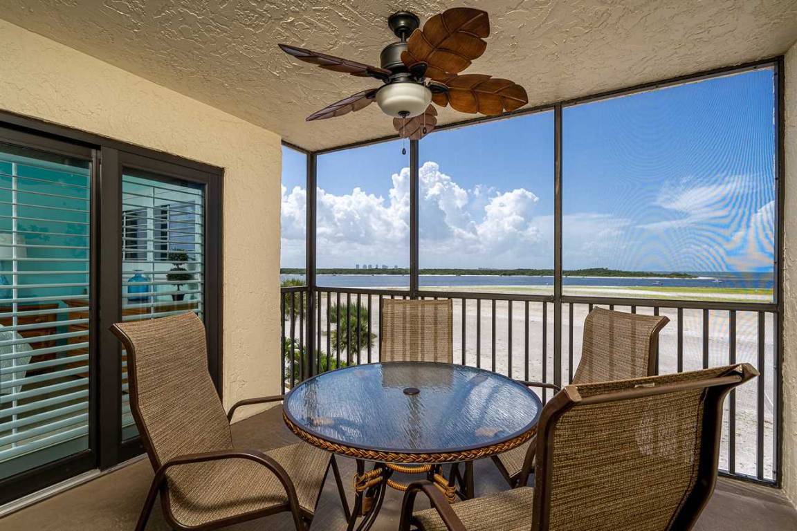 87 M² Condo ∙ 2 Bedrooms ∙ 6 Guests - Bonita Springs, FL