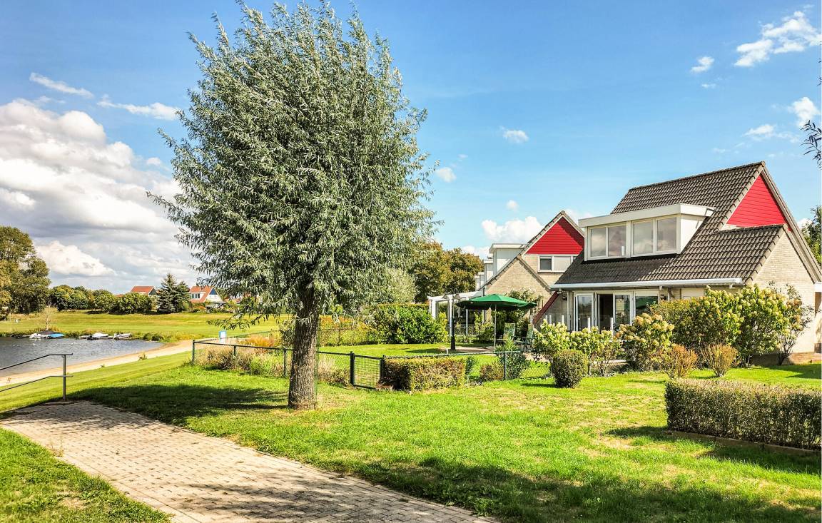 104 M² Casa ∙ 3 Quartos ∙ 6 Hóspedes - Roermond