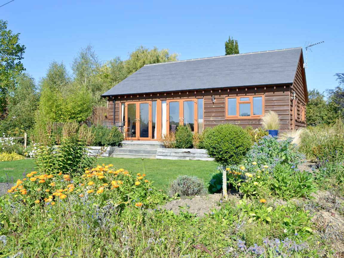 Cottage ∙ 2 Bedrooms ∙ 4 Guests - Lyndhurst, UK