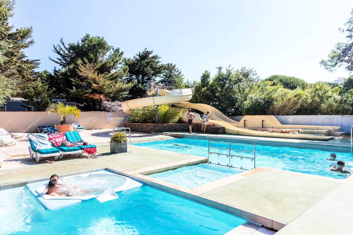 35 M² Asuntovaunu ∙ 3 Makuuhuonetta ∙ 6 Vierasta - Port-Vendres