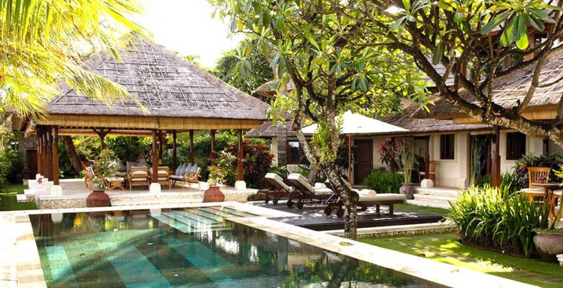 600 M² Villa ∙ 5 Bedrooms ∙ 10 Guests - Denpasar