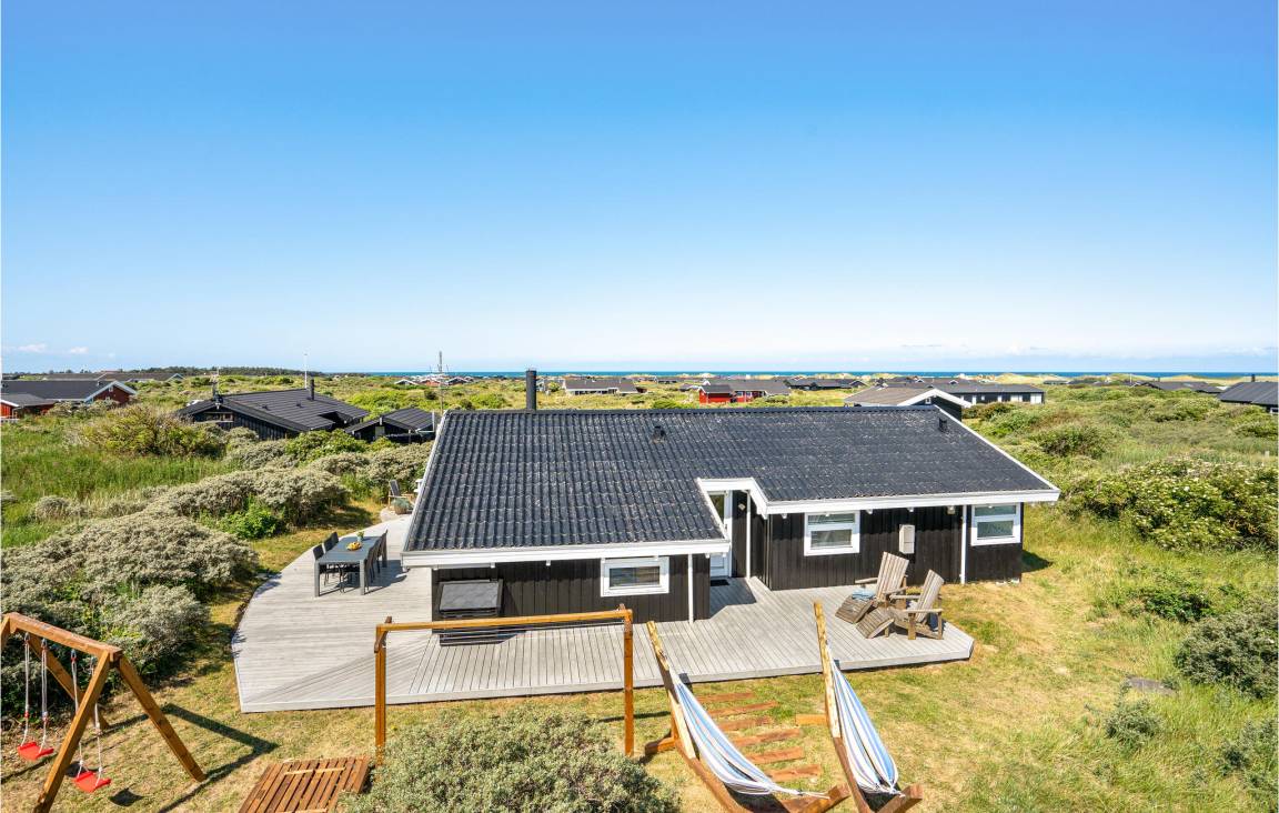 101 M² House ∙ 4 Bedrooms ∙ 11 Guests - Hirtshals