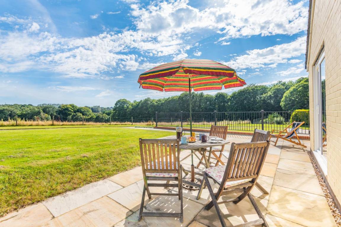 House ∙ 2 Bedrooms ∙ 4 Guests - National Trust - Scotney Castle