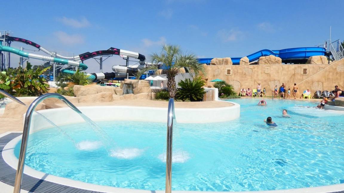 32 M² Camping ∙ 2 Chambres ∙ 4 Personnes - Olonne-sur-Mer