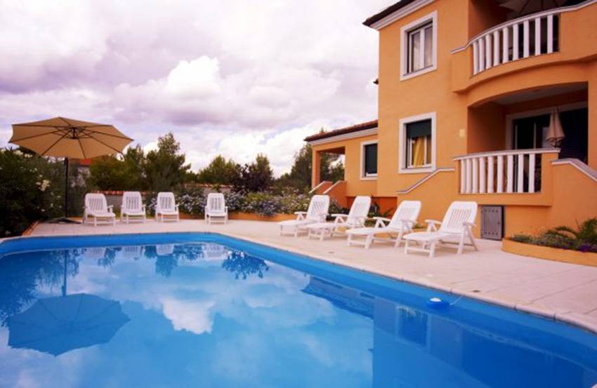 50 M² Apartment ∙ 2 Bedrooms ∙ 4 Guests - Zadar