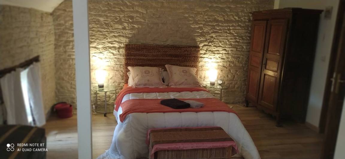120 M² Maison De Vacances ∙ 4 Chambres ∙ 12 Personnes - Yonne