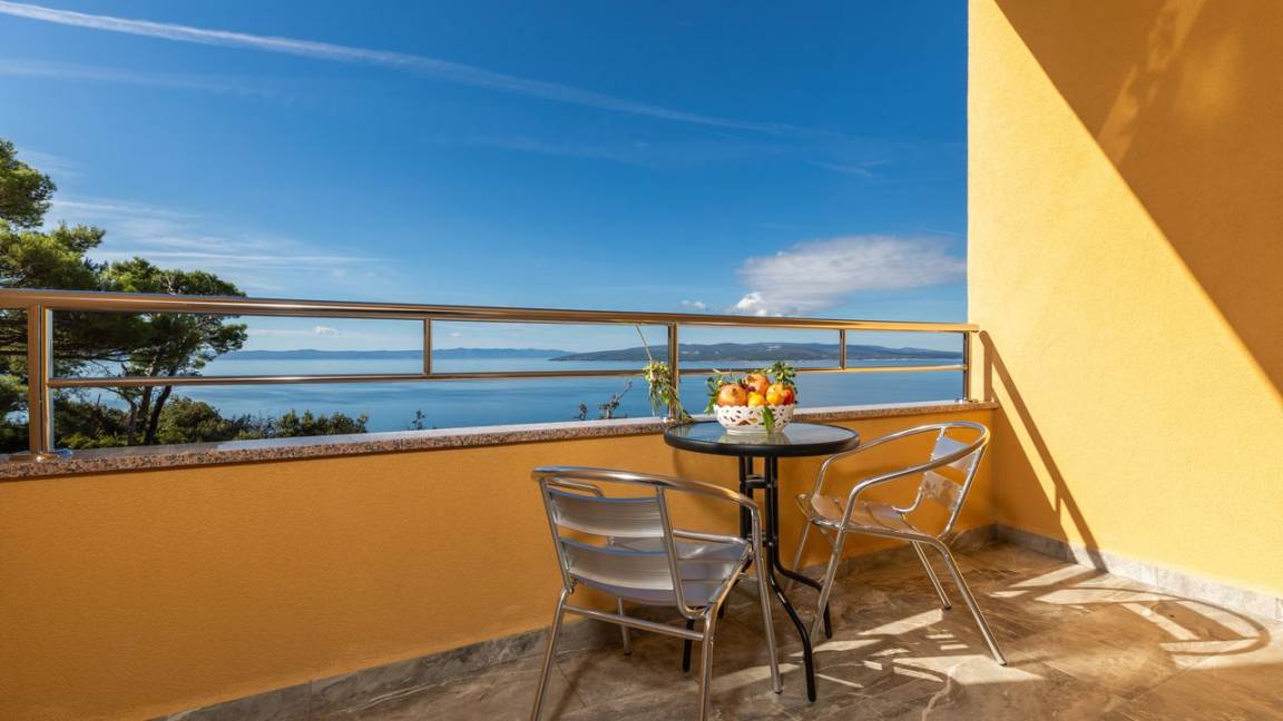 23 M² Hôtel ∙ 1 Chambre ∙ 2 Personnes - Brela