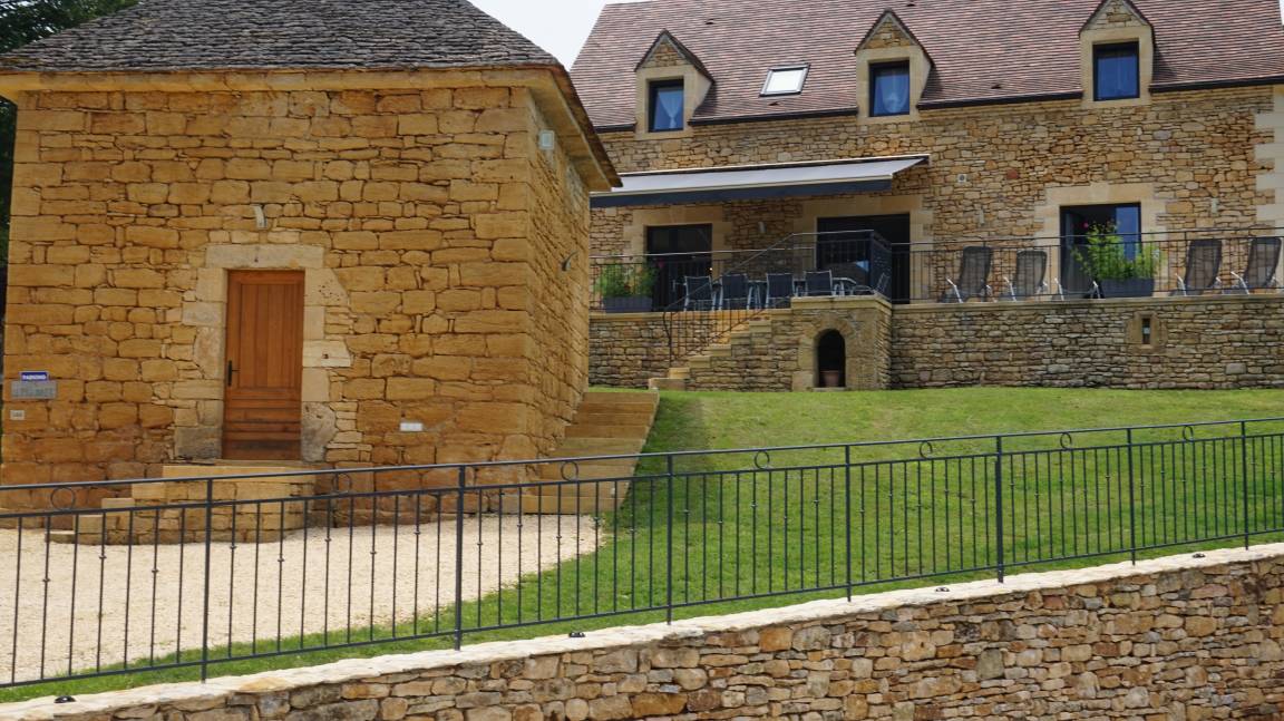 170 M² Gîte ∙ 4 Chambres ∙ 11 Personnes - Dordogne