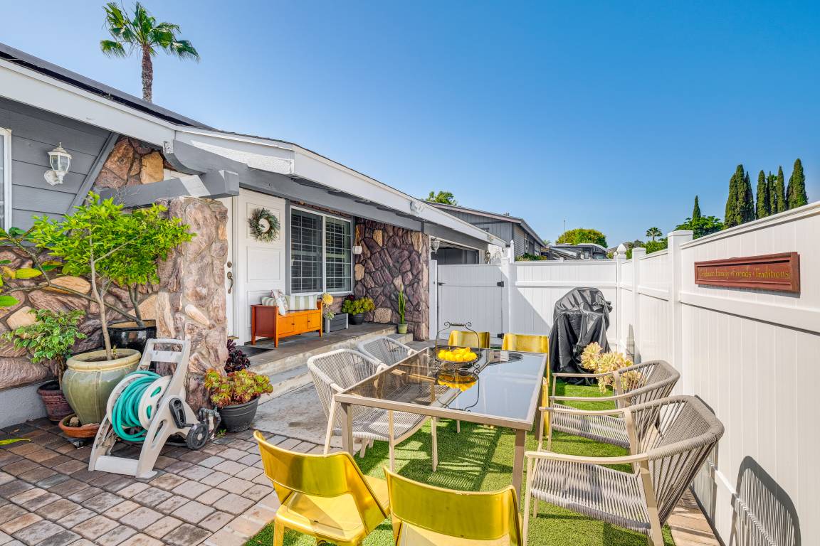 125 M² House ∙ 3 Bedrooms ∙ 8 Guests - Rancho Peñasquitos - San Diego