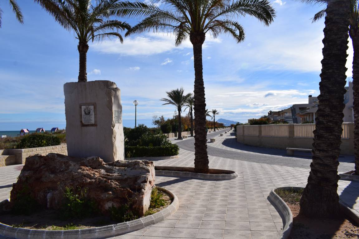100 M² Apartamento ∙ 3 Habitaciones ∙ 6 Huéspedes - Gandía