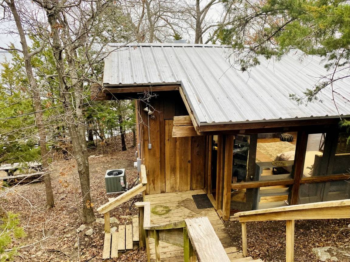 House ∙ 1 Bedroom ∙ 4 Guests - Pottsboro, TX