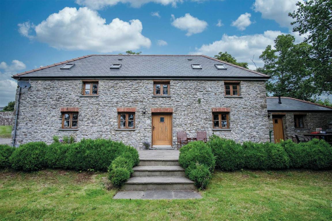 158 M² Cottage ∙ 3 Bedrooms ∙ 6 Guests - Manorbier
