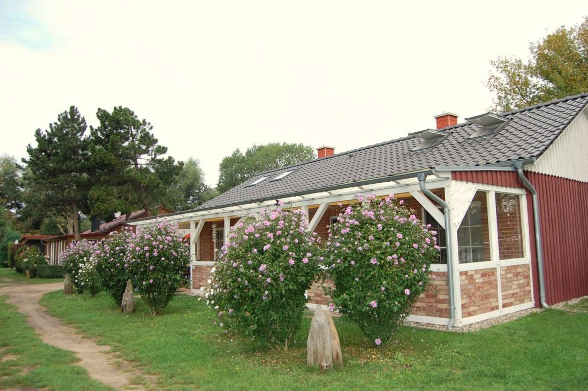 65 M² Ferienhaus ∙ 2 Schlafzimmer ∙ 4 Gäste - Wustrow