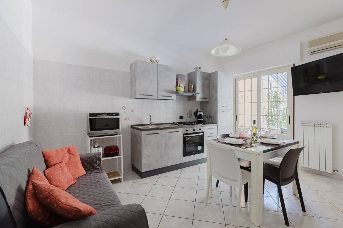 90 M² Ferienhaus ∙ 2 Schlafzimmer ∙ 4 Gäste - Oristano