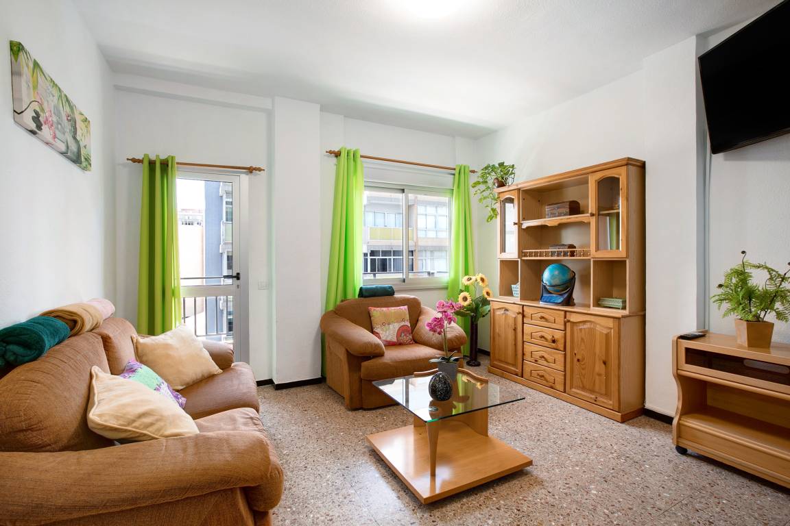 70 M² Apartamento ∙ 3 Habitaciones ∙ 4 Huéspedes - Santa Cruz de Tenerife