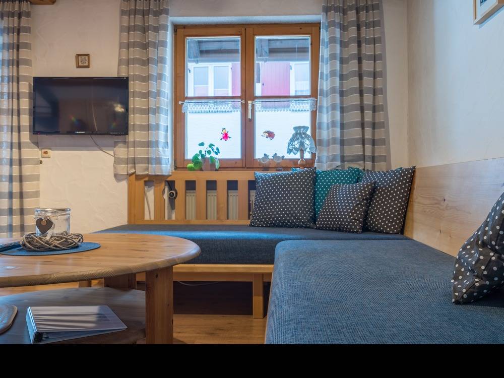 60 M² Ferienwohnung ∙ 1 Schlafzimmer ∙ 2 Gäste - Tannheimer Tal
