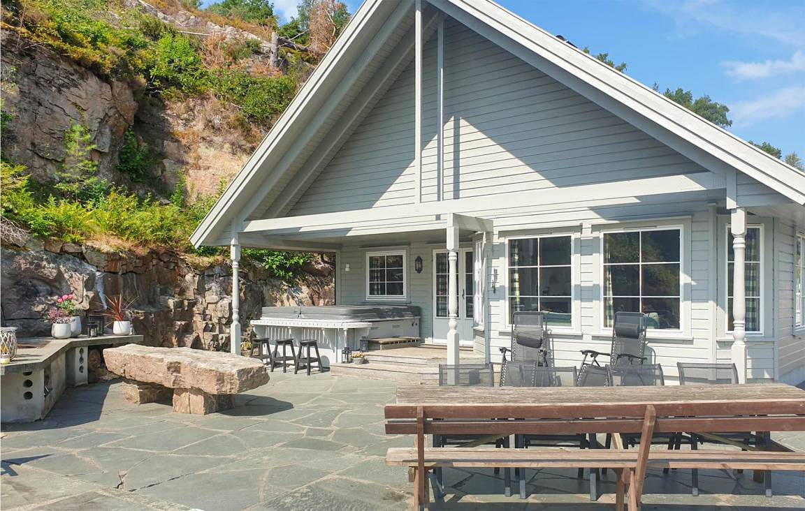 190 M² Ferienhaus ∙ 5 Schlafzimmer ∙ 11 Gäste - Spangereid