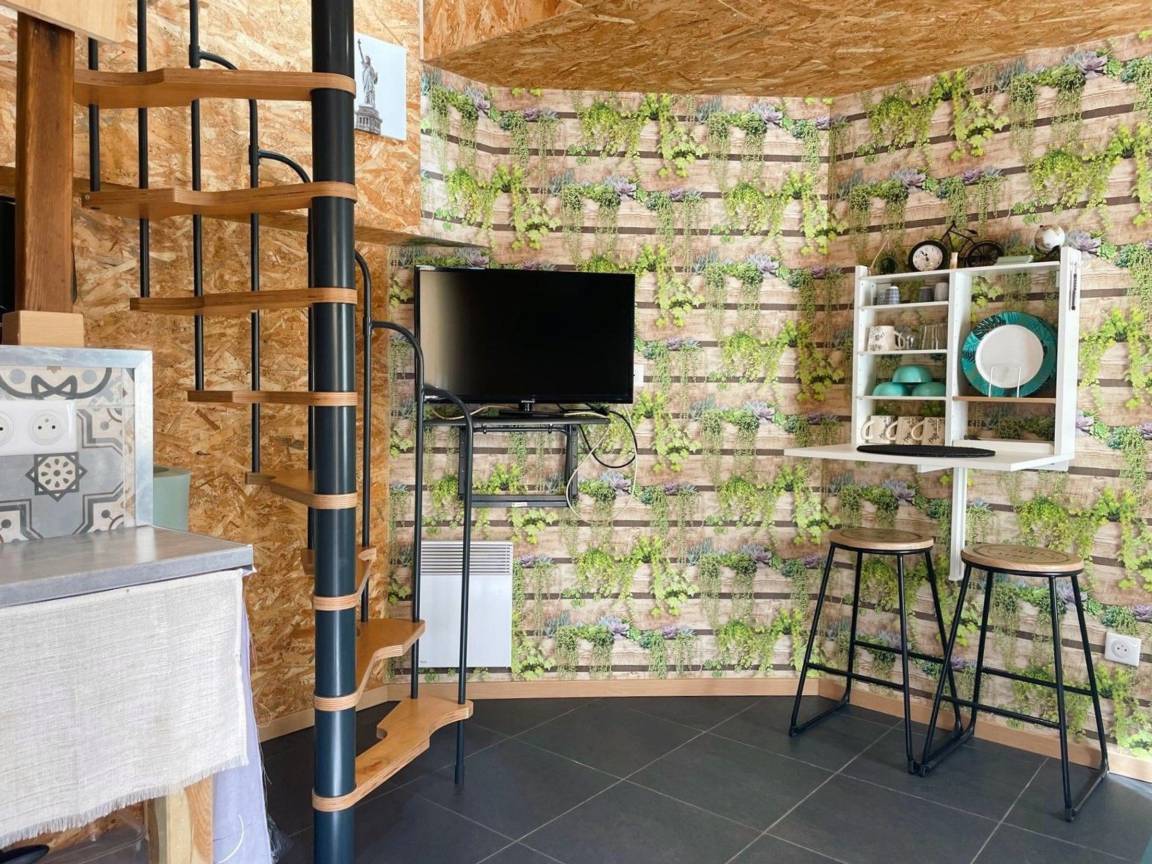 20 M² Appartement ∙ 1 Chambre ∙ 2 Personnes - Angerville