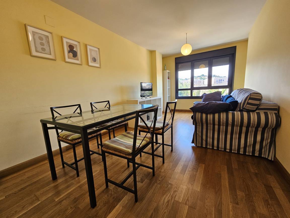 95 M² Apartamento ∙ 2 Habitaciones ∙ 6 Huéspedes - Gijón