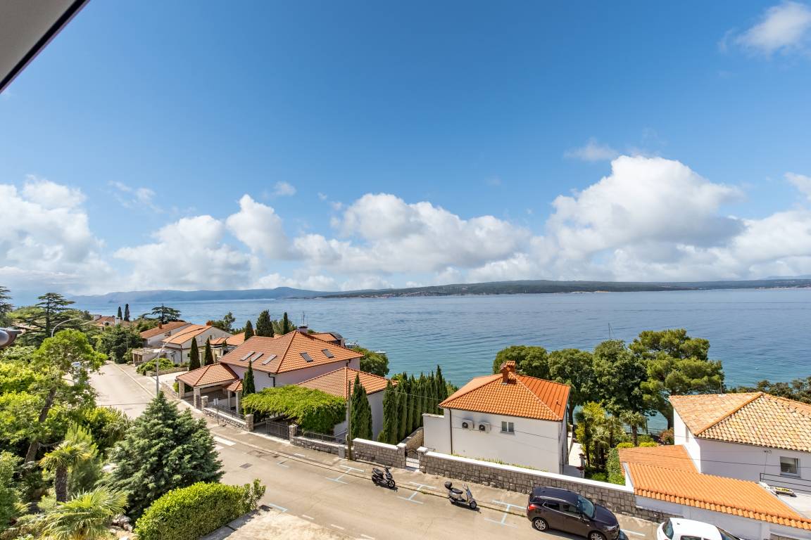 115 M² Apartment ∙ 3 Bedrooms ∙ 6 Guests - Crikvenica