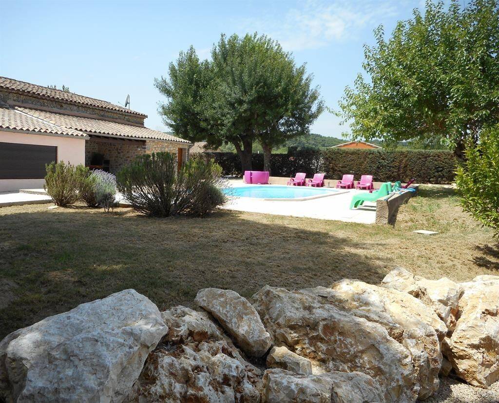 150 M² Villa ∙ 4 Chambres ∙ 8 Personnes - Anduze