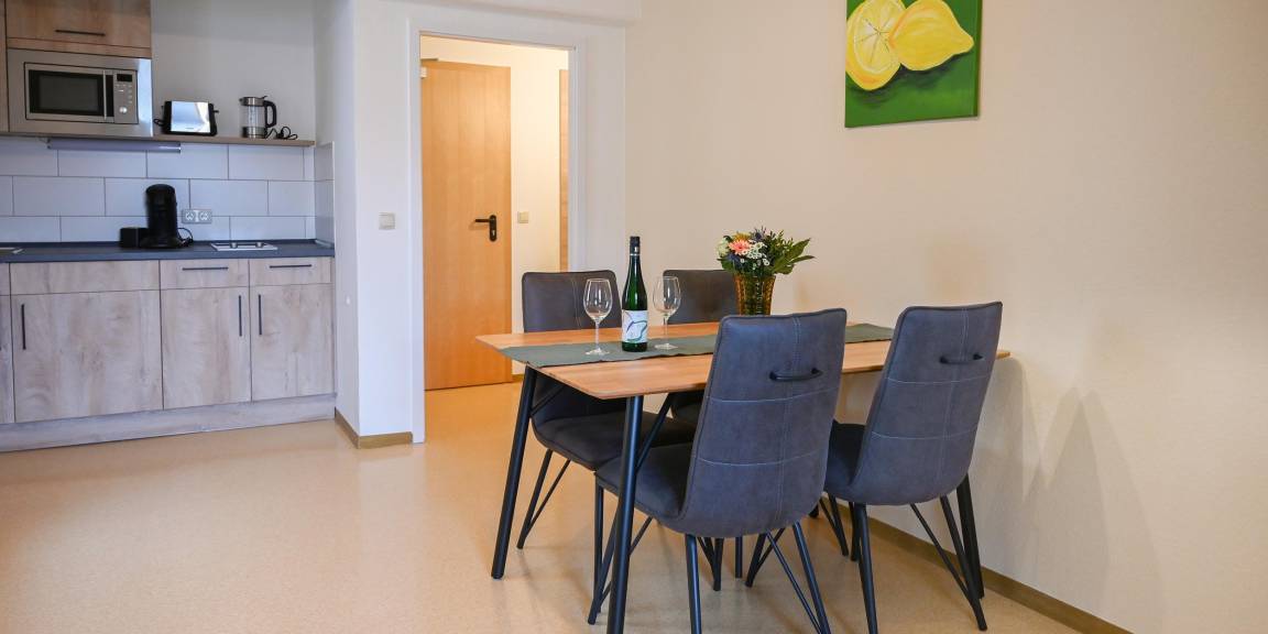 37 M² Apartment ∙ 1 Bedroom ∙ 4 Guests - Saarburg