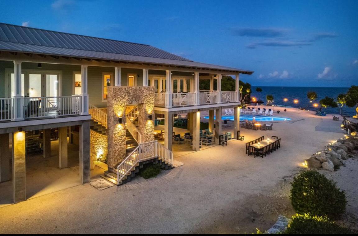 316 M² Maison De Vacances ∙ 5 Chambres ∙ 14 Personnes - Key Largo