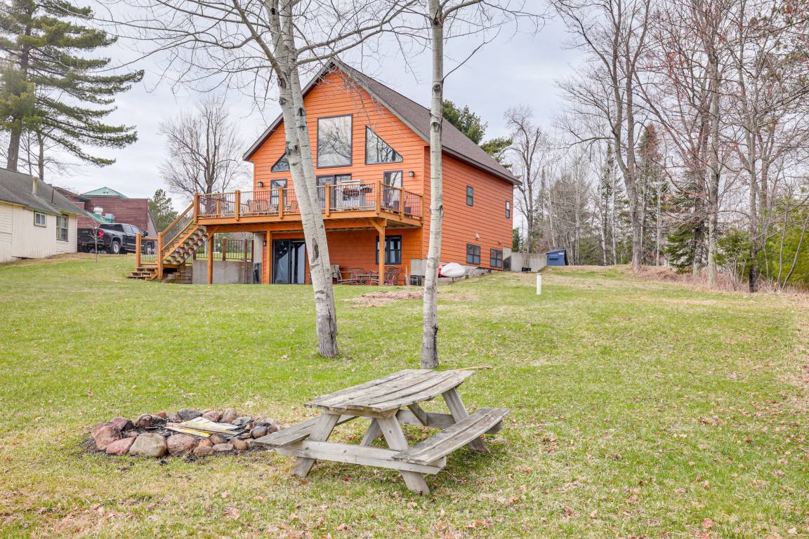 139 M² House ∙ 3 Bedrooms ∙ 10 Guests - Eagle River, WI