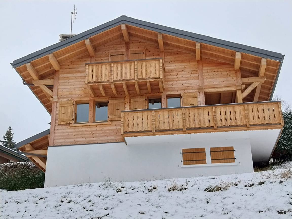 124 M² Chalet ∙ 5 Bedrooms ∙ 12 Guests - Les Gets